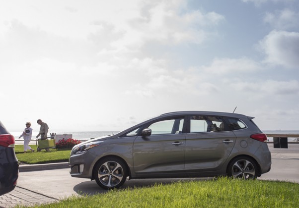 2014 Kia Rondo First Drive Review | TractionLife