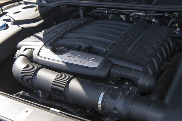 2015 Porsche Cayenne V6 Review: Who Needs a V8, Anyway?