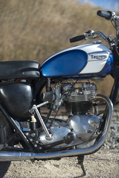 Ghost in the Machine: 1971 Triumph TR6R Tiger Custom | TractionLife