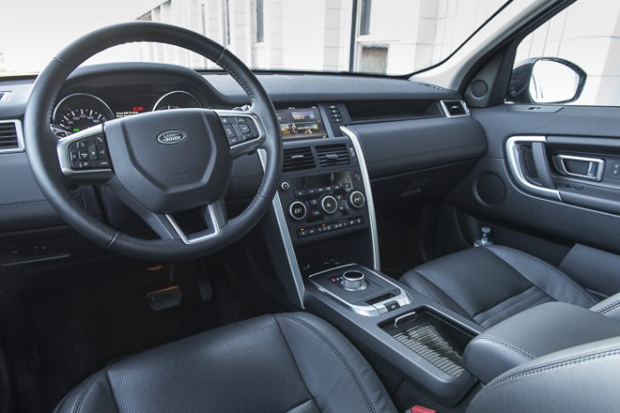 2016 Land Rover Discovery Sport: A Closer Look & Pictures