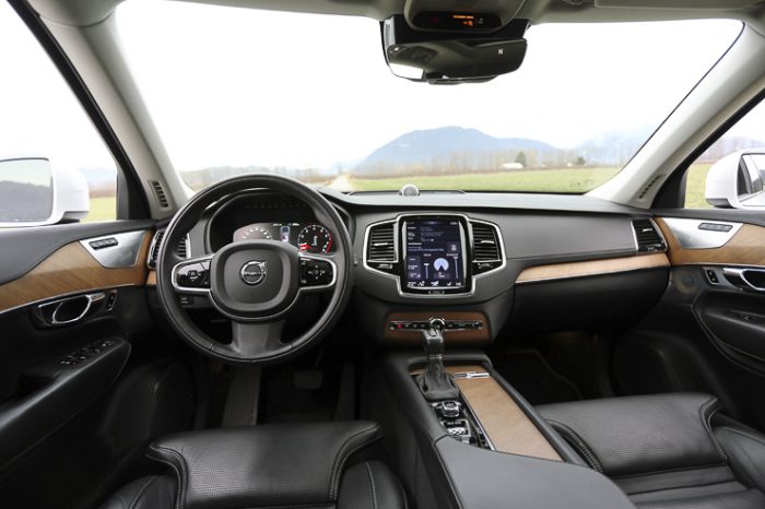 2016 Volvo XC90 Review [Inscription Model] | TractionLife