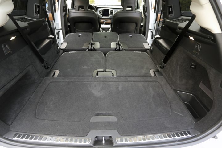 2016 Volvo XC90 Review [Inscription Model] | TractionLife