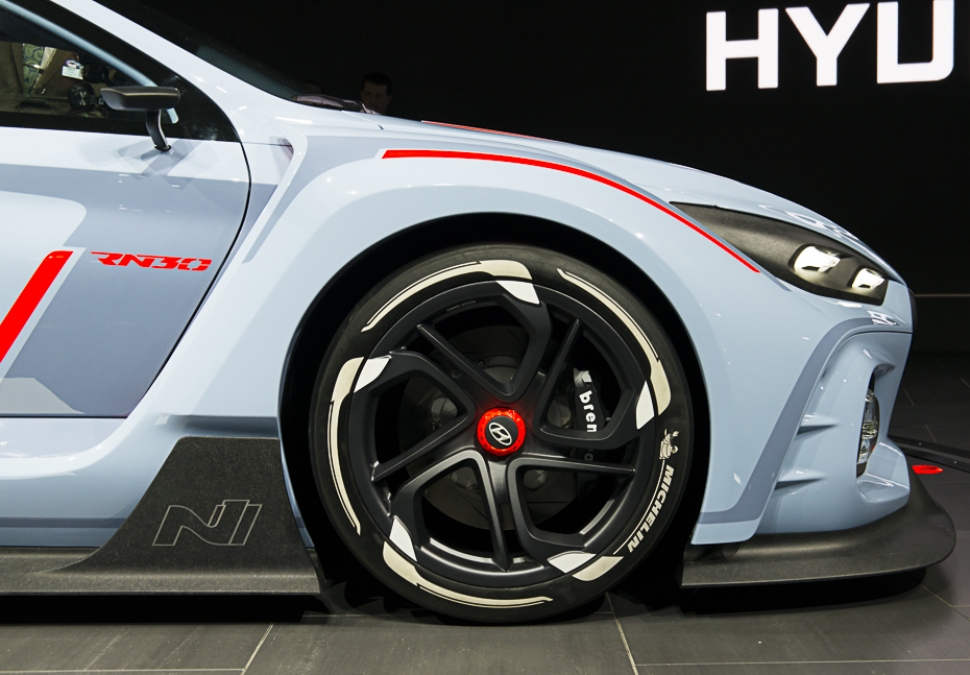 Hyundai RN30 Concept: Closer Look at the 375-hp Racer | TractionLife