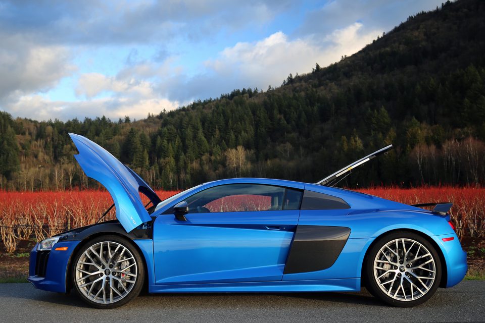 2017 Audi R8 V10 Plus Review | TractionLife