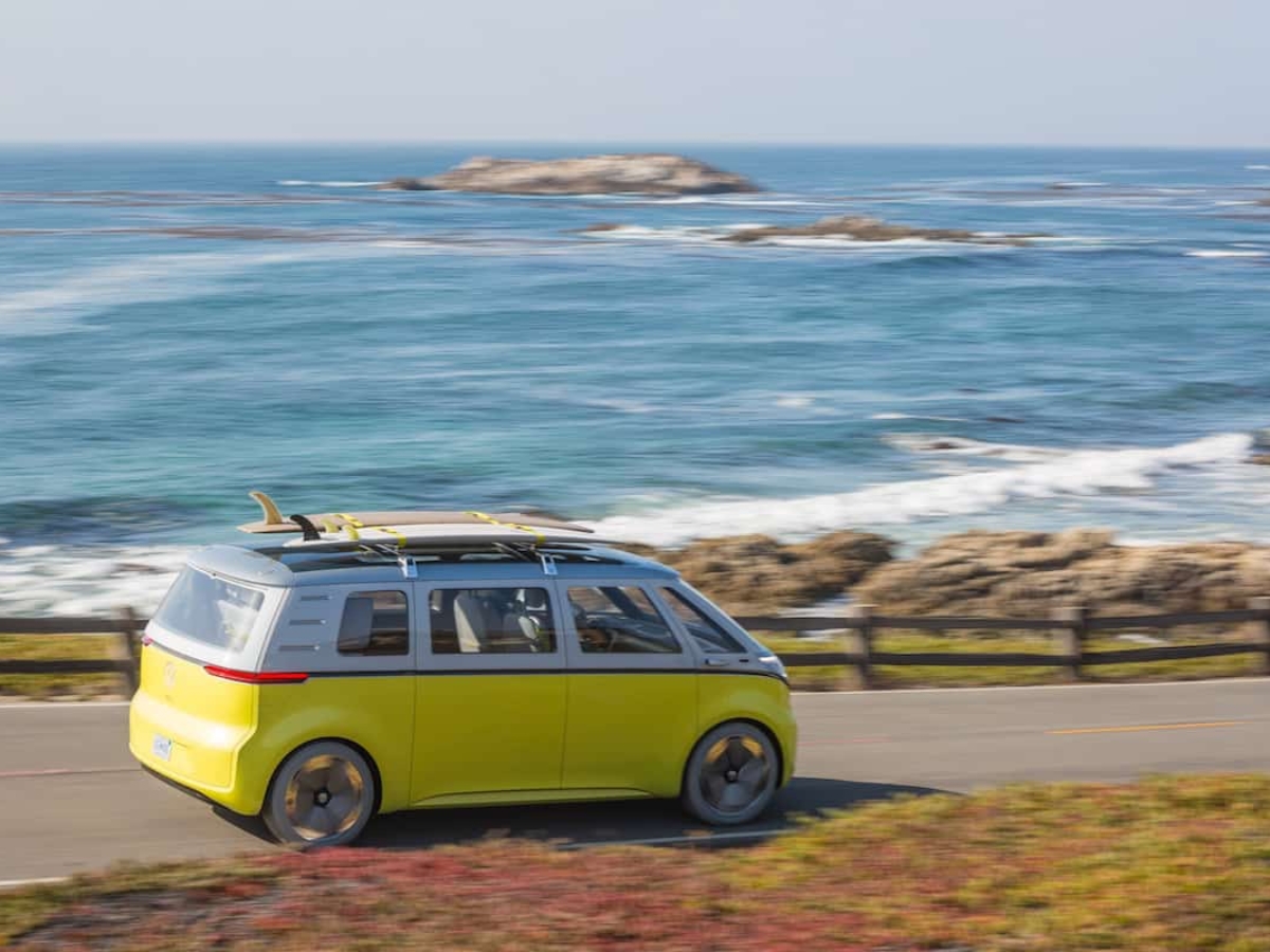 VW's Popular Microbus Returns as the Electrified I.D. Buzz