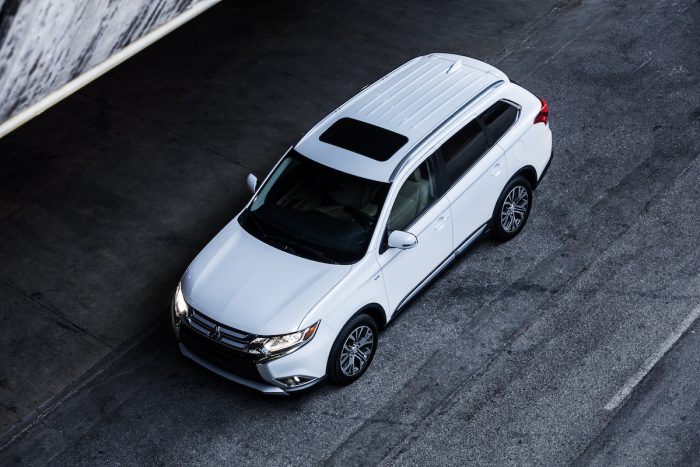 First Drive: 2018 Mitsubishi Outlander PHEV Review