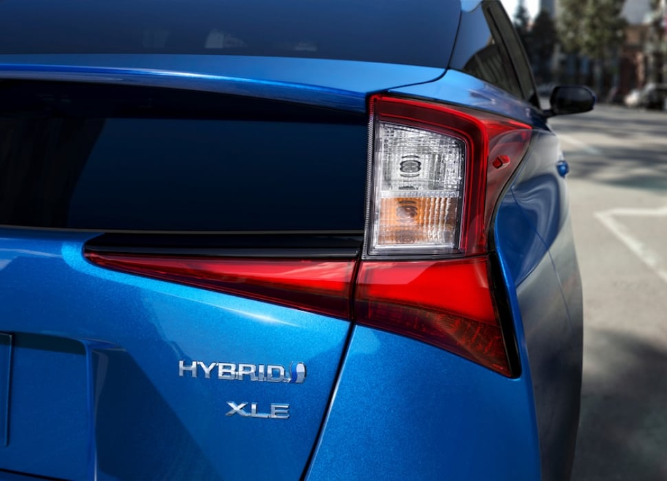 World Debut: New All-Wheel-Drive Toyota Prius Is All-Weather Ready ...