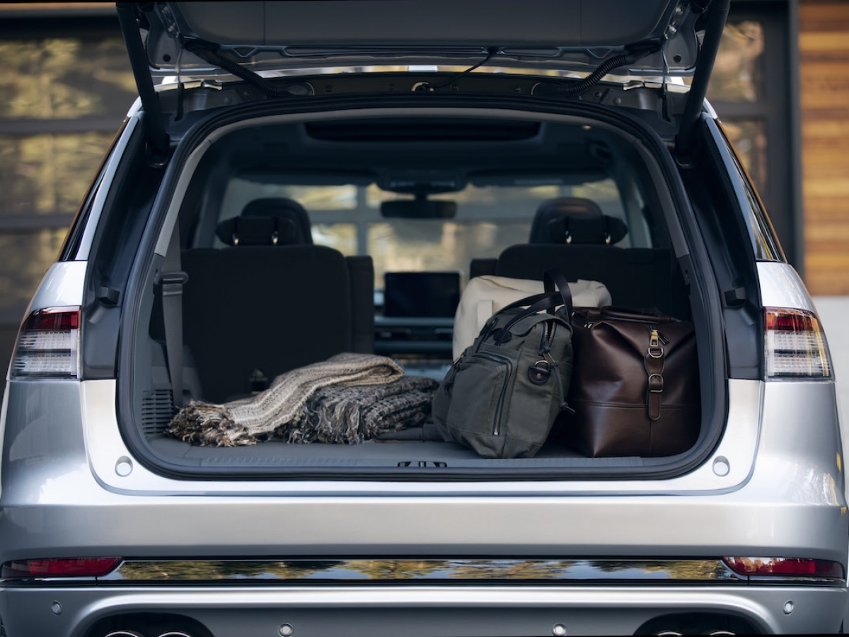 Lincoln SUV Models Up Close: Smallest to Biggest