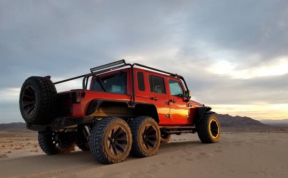 Hardcore Jeep Wrangler Rubicon Flossing 6x6 Setup & Hellcat Engine