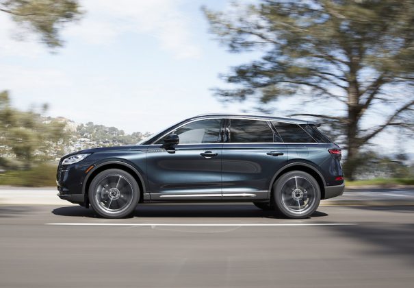 New Lincoln Corsair Brings 'Quiet Flight' to Luxury Compact SUVs