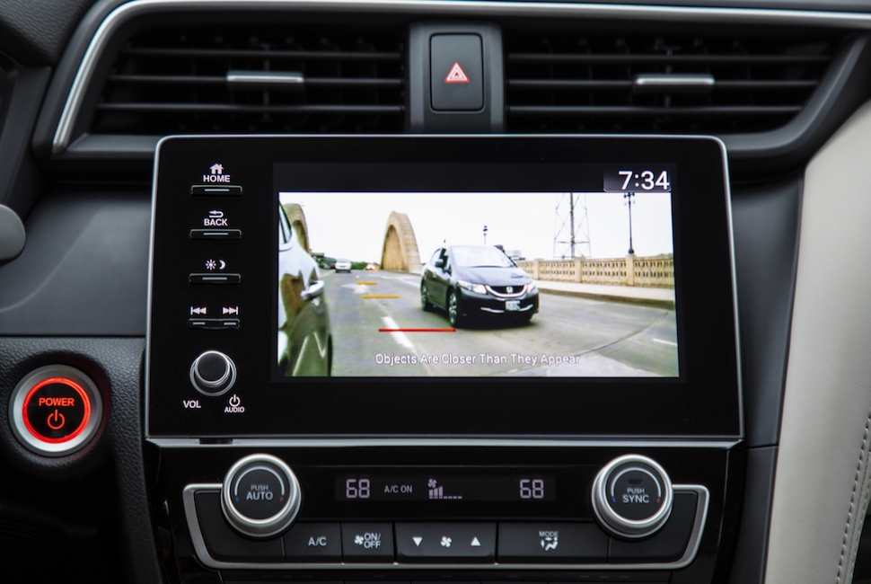 2019 Honda Insight Review | Is the Range-Topping Touring Worth It?