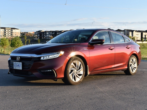2019 Honda Insight Review | Is the Range-Topping Touring Worth It?