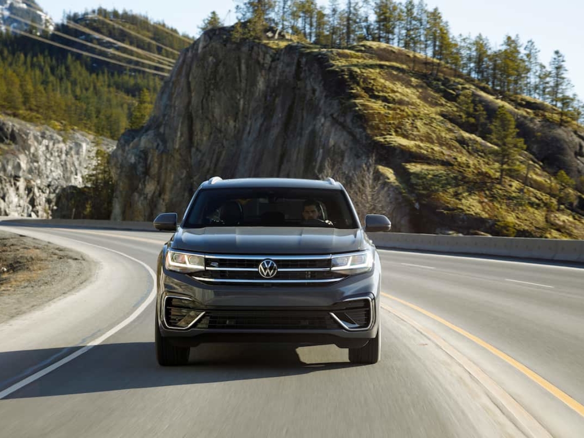 First Drive: 2020 Volkswagen Atlas Cross Sport Review | tractionlife.com