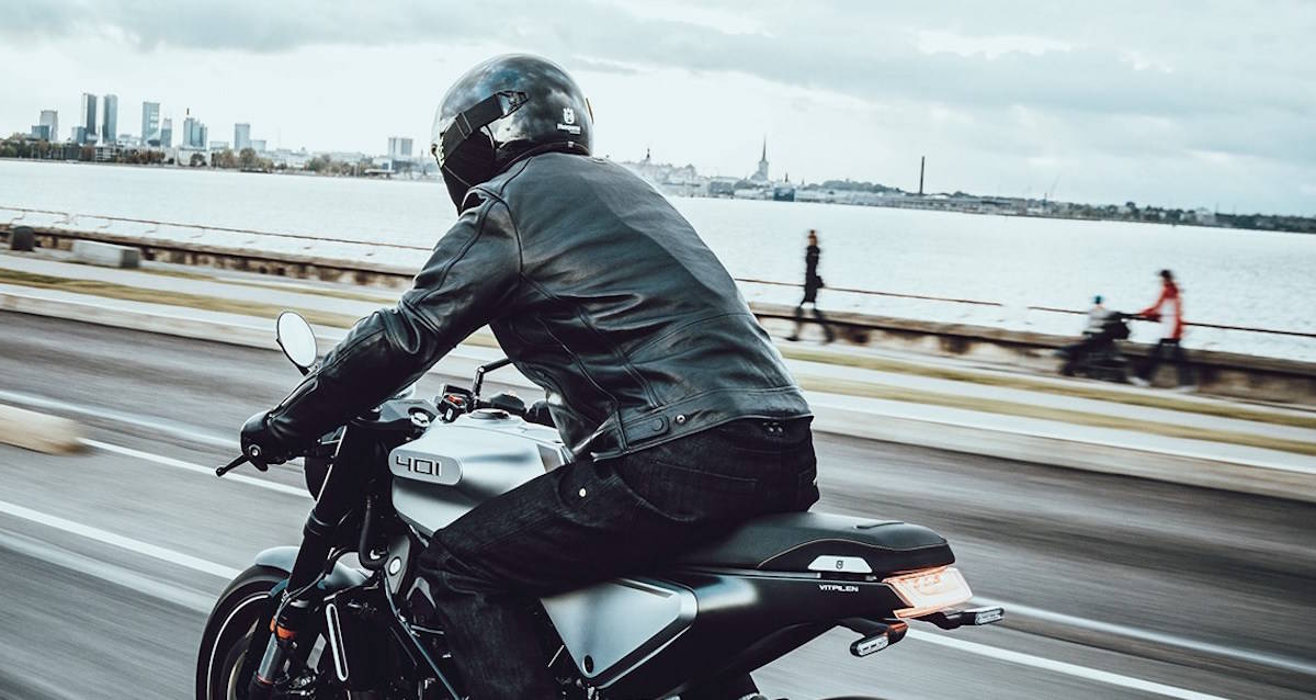 Best Beginner Motorcycles [2023]: 6 Top Picks for New Riders