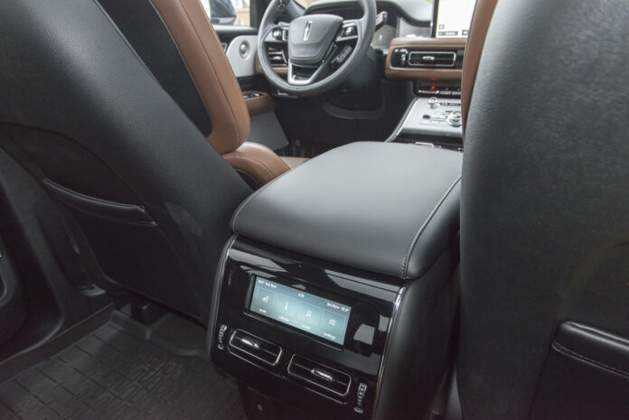 2020 Lincoln Aviator Interior: Photos and Inside Look at the Luxury SUV