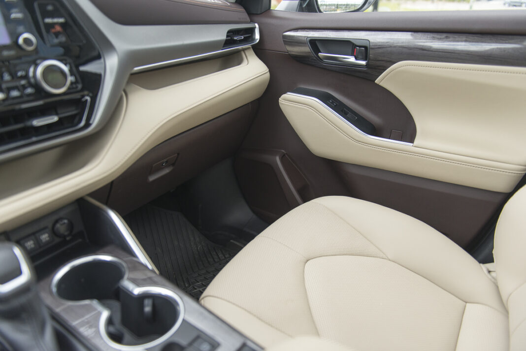 2020 Toyota Highlander Interior: Closer Look Inside the New Cabin
