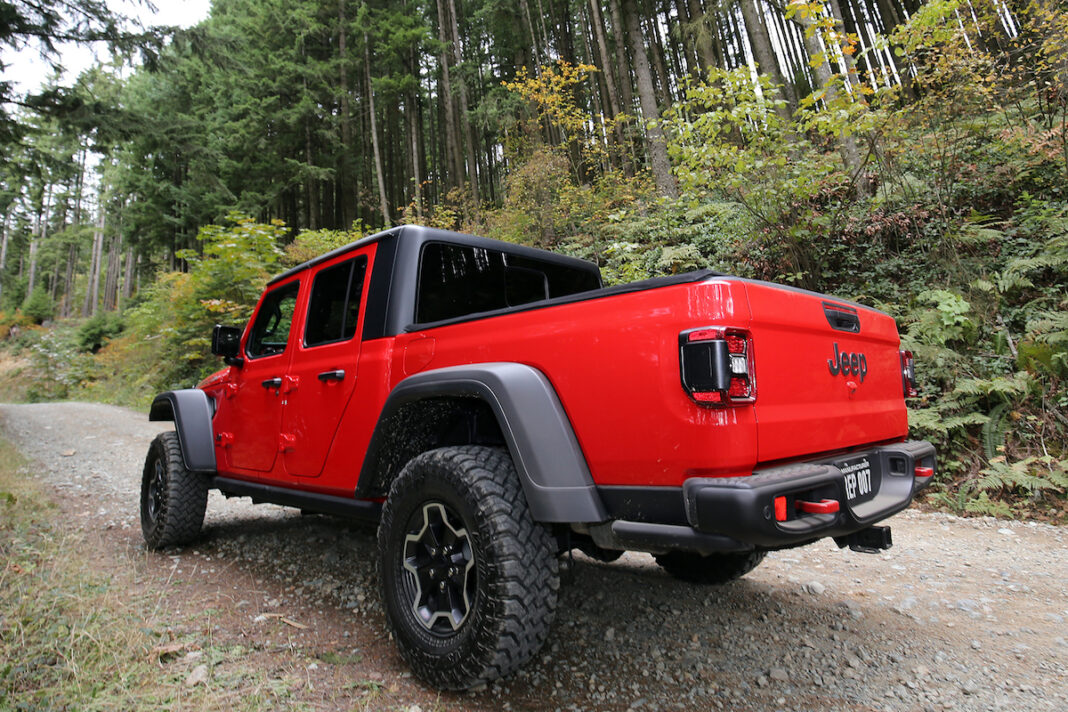 The Jeep Gladiator Rubicon Vs. Mojave: Dynamic Off-Road Duo