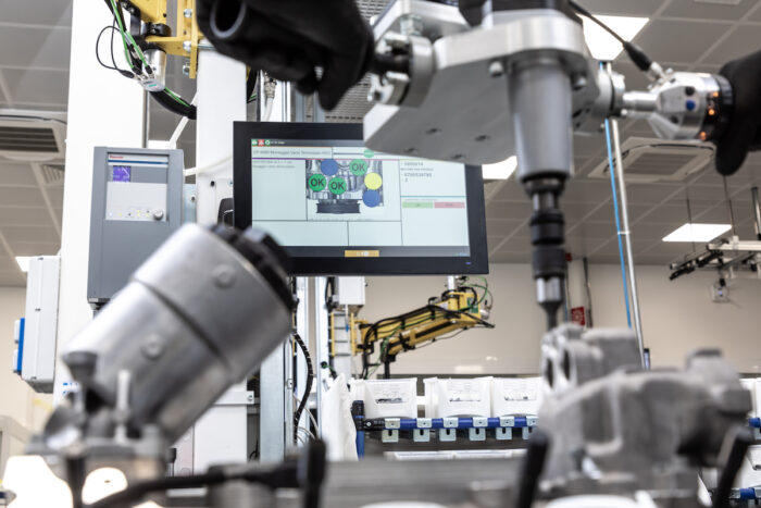 Maserati Forges a New Path with MC20's F1-inspired Engine | TractionLife