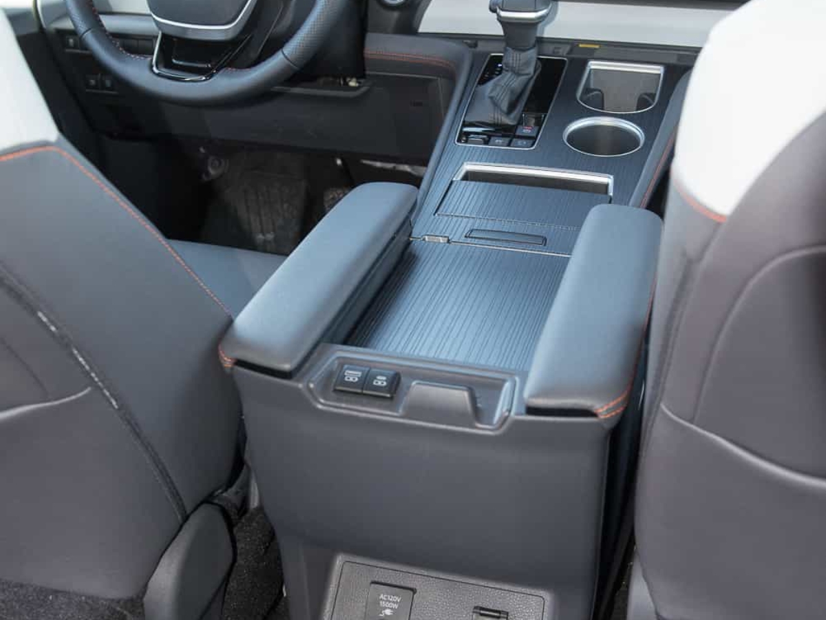 2021 Toyota Sienna XSE Review: The 'Sporty' Minivan?