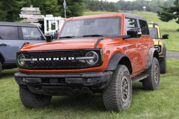 Ford Bronco Engine Options Explained: 2.3L vs 2.7L vs 3.0L
