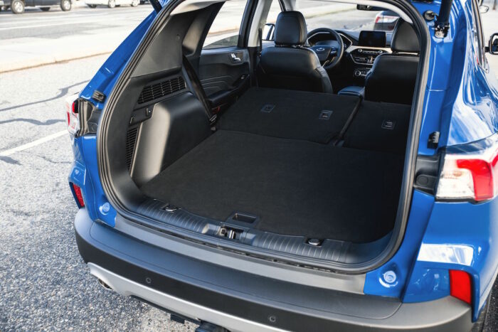 First Drive: 2021 Ford Escape PHEV Review | TractionLife