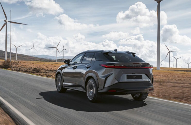 Lexus SUV Models: Smallest to Biggest | TractionLife