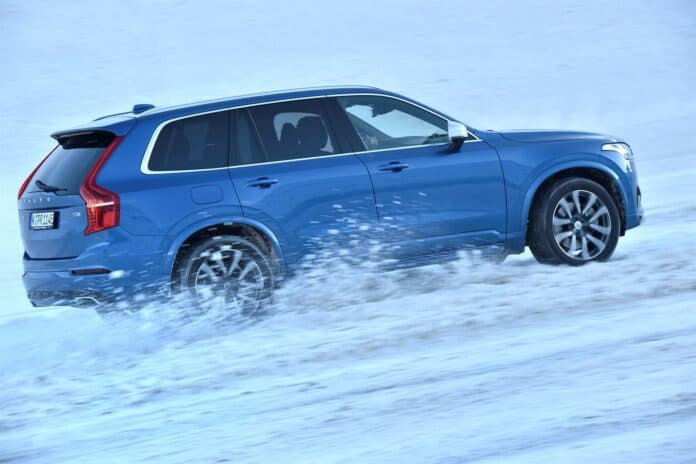 7 Best SUVs for Winter and Snow