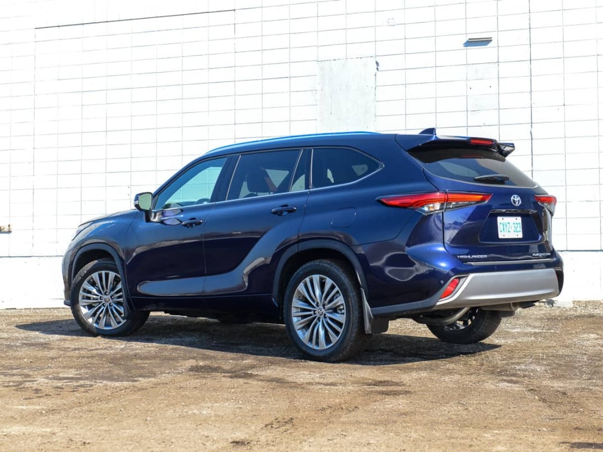 2023 Toyota Highlander Platinum