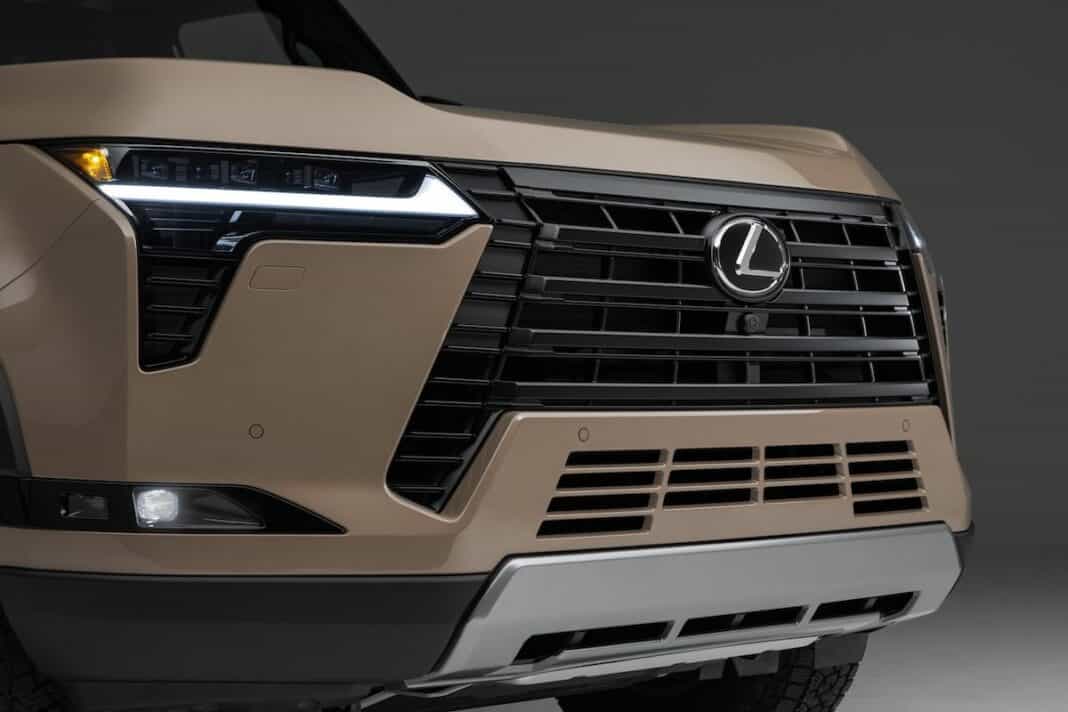 Lexus GX 550 Overtrail: Luxury Off-Roader Goes Beast Mode