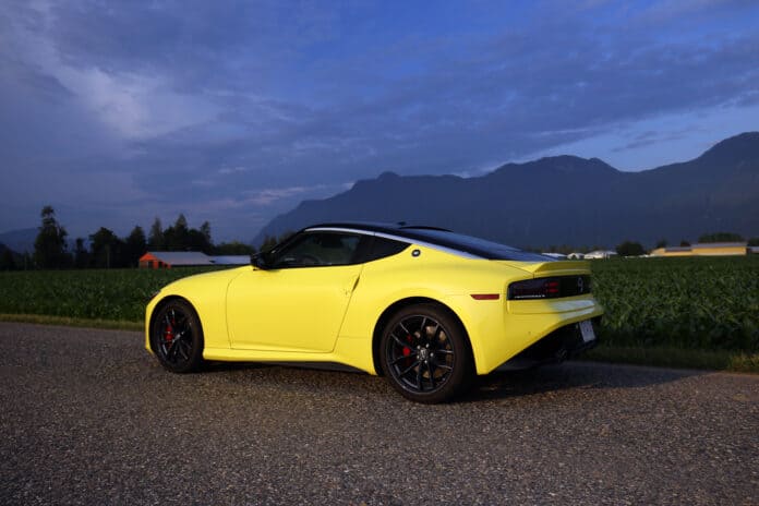 2023 Nissan 400Z Performance Review | TractionLife