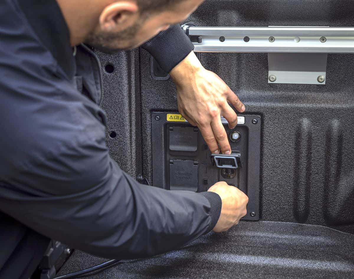 2024 Ford F-150 Refresh: New Tailgate, More Power, and Smarter Tech