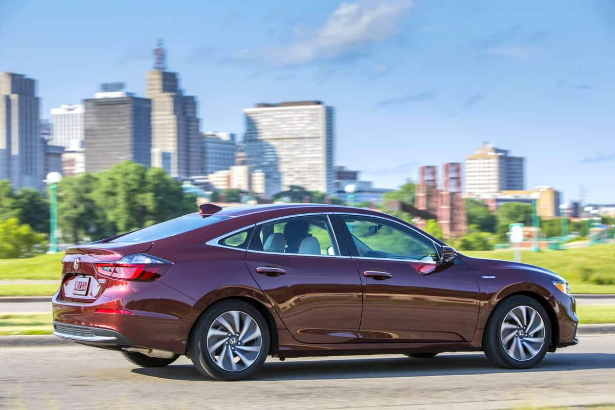 2019 Honda Insight Touring Review: Efficient With a Loud Trade-Off