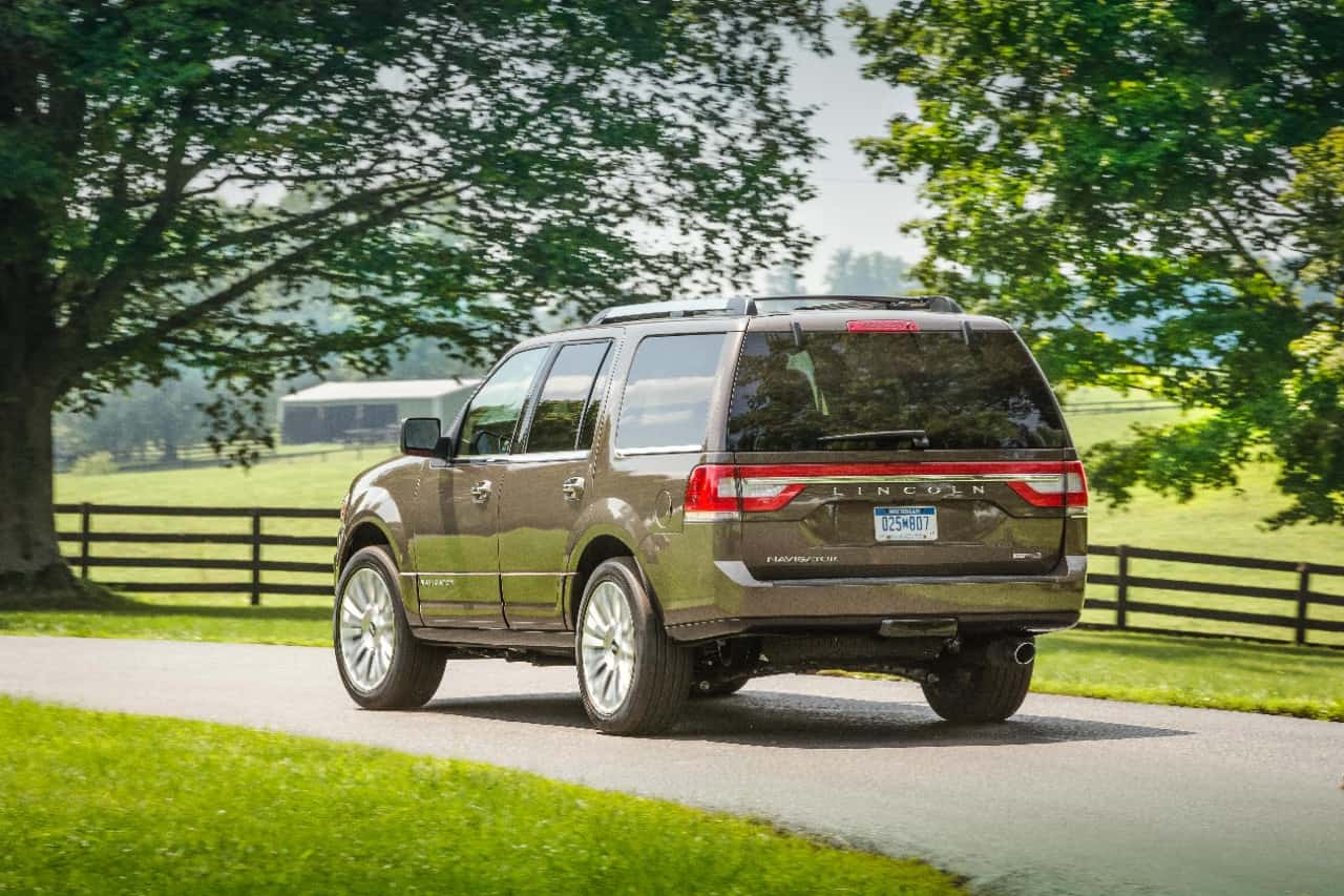 2015 Lincoln Navigator Review | TractionLife