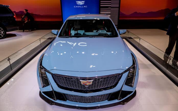 First Look: Cadillac's 668-HP 2025 CT5-V Blackwing Debuts