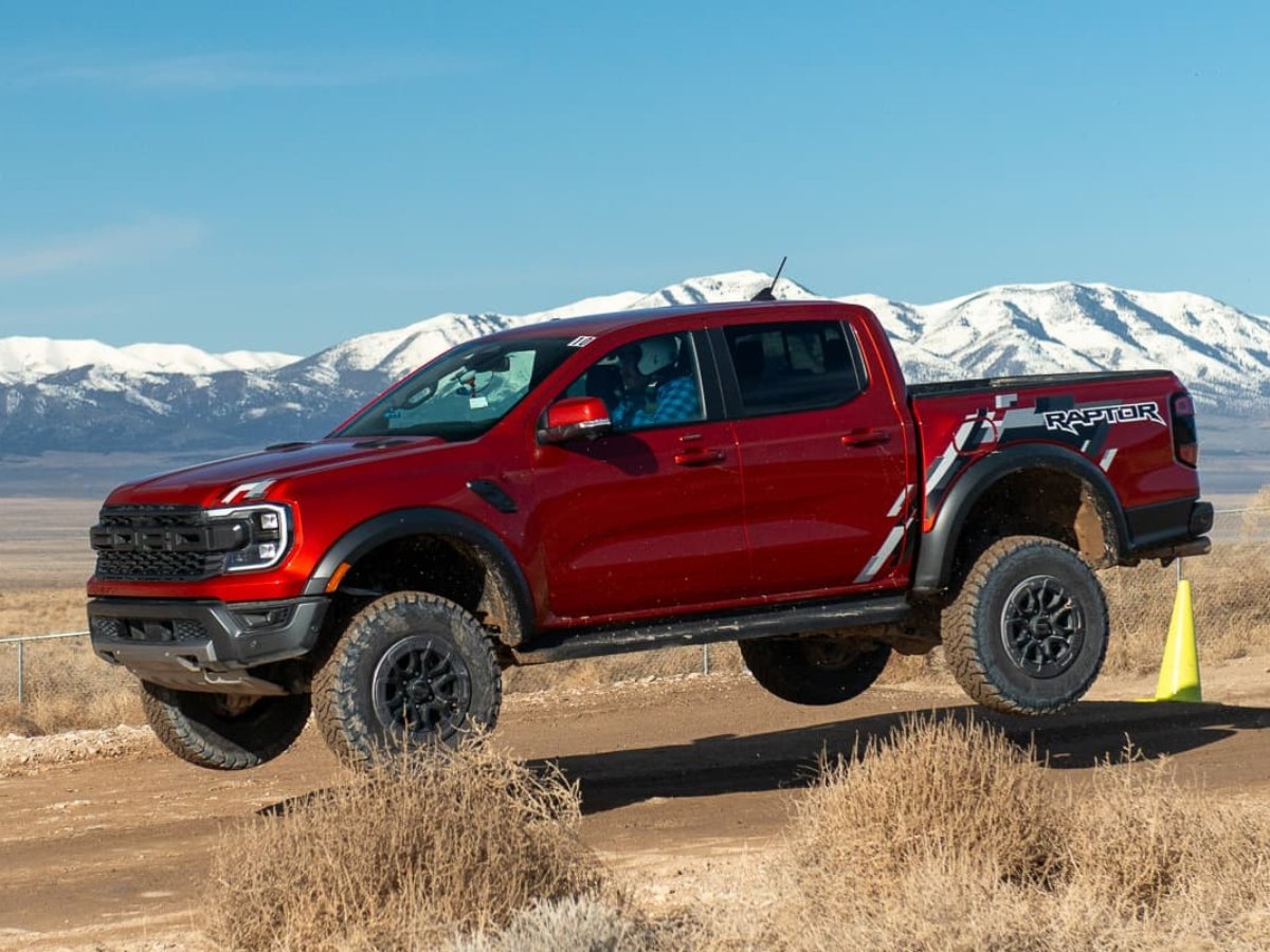 Ranger Raptor Assault School Shows Owners Off-Road Abilities