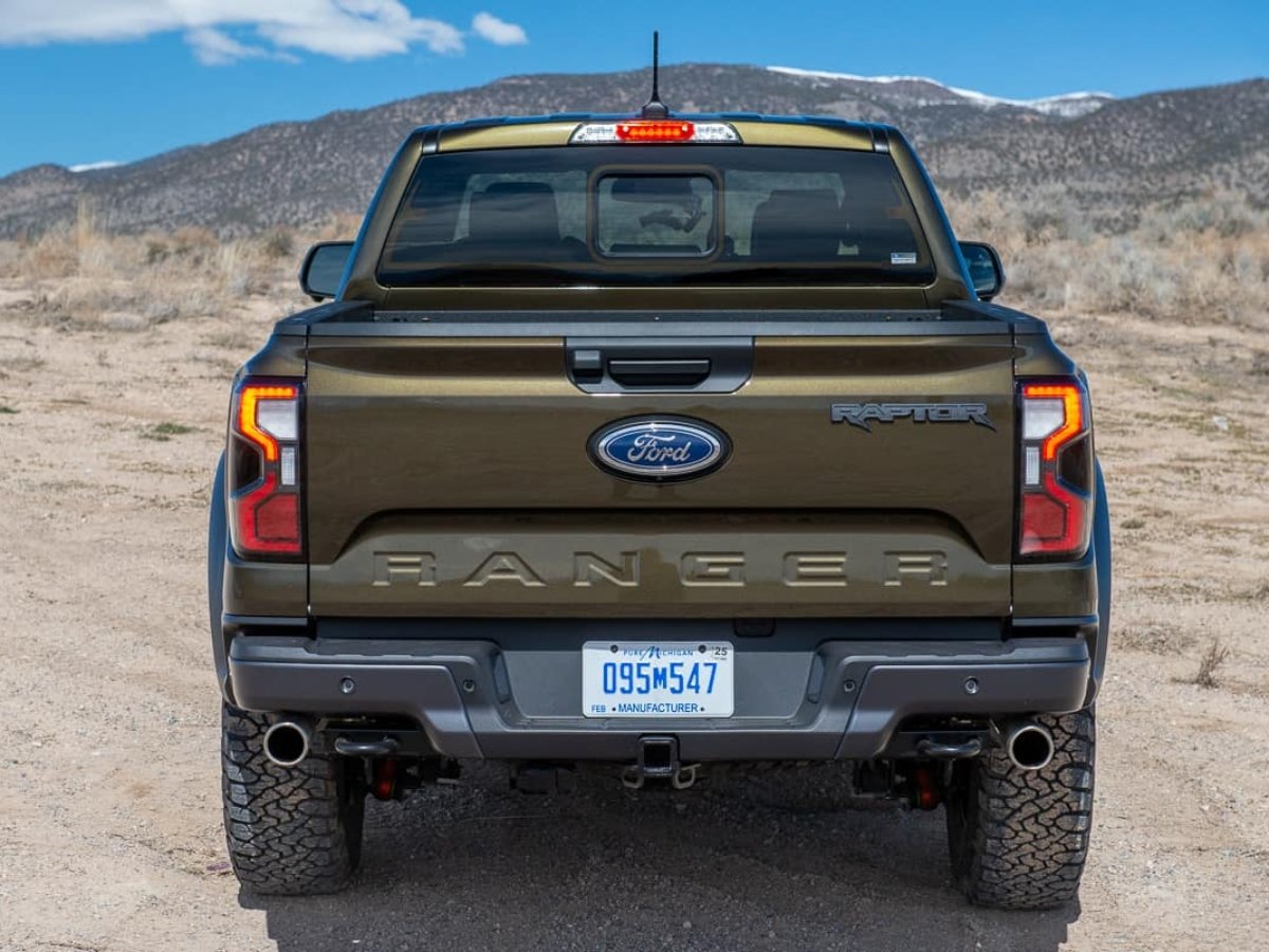 Ranger Raptor Assault School Shows Owners Off-Road Abilities
