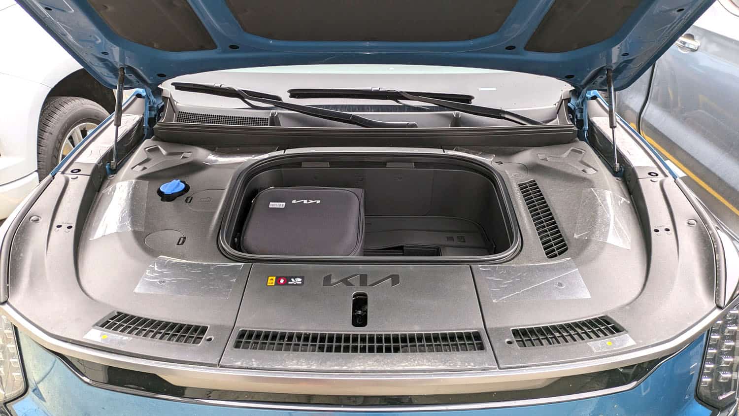 Here's How the Kia EV9 AWD Handles Family Road Trips