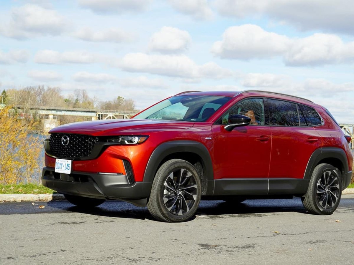 First Drive Impressions of the 2025 Mazda CX-50 Hybrid
