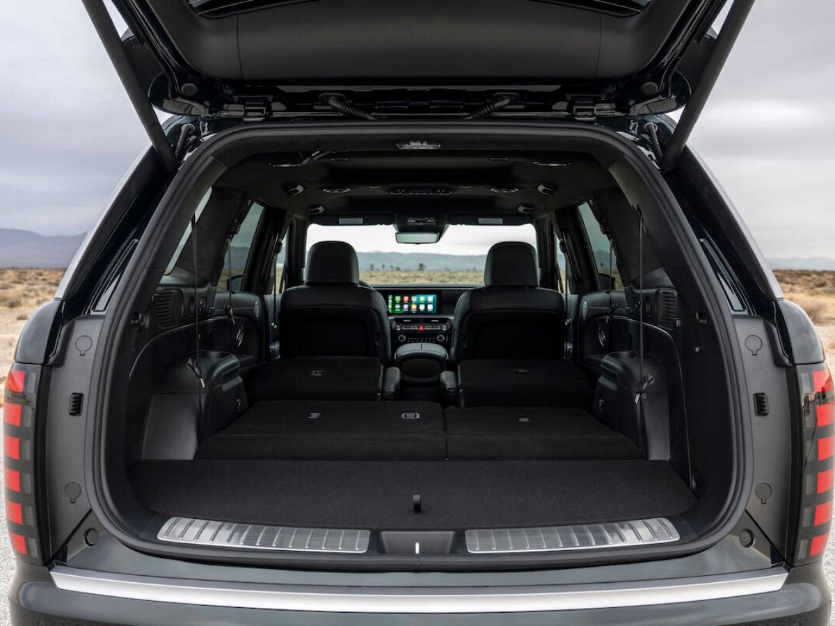 2026 Hyundai Palisade Hybrid Review: Right Move, Right Time