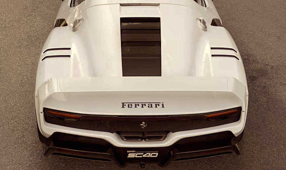 This One-Off Ferrari Fuses 1980s Obsession with Hybrid Power