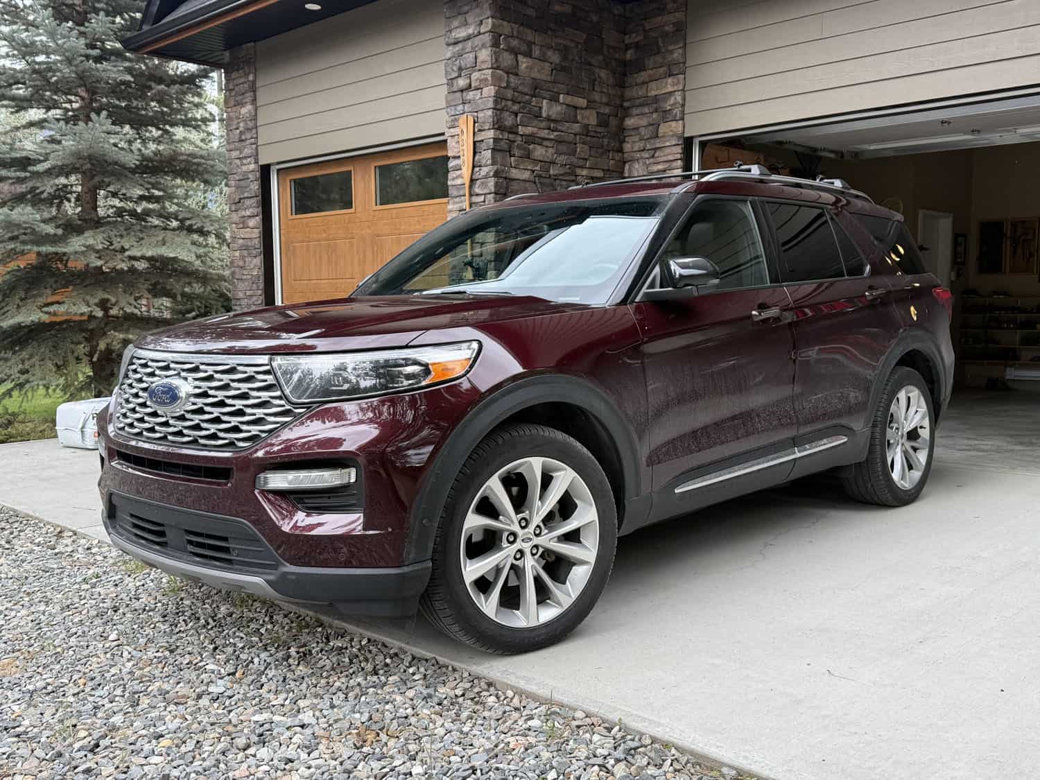 2025 Ford Explorer Platinum Review: Worth the Premium Upgrade?