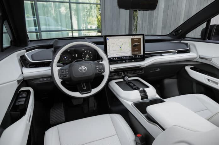 Subaru Getaway vs. Toyota Highlander EV: Same Roots, Different ...